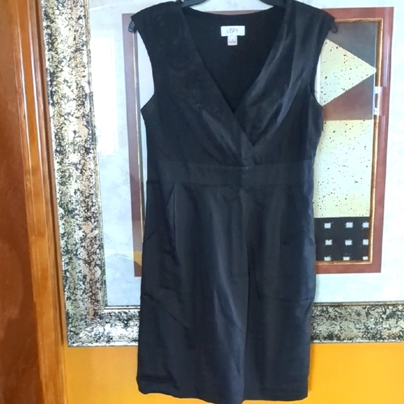 LOFT | Dresses | Loft Black Sleeveless Vneck Sheath Midi Dress | Poshmark